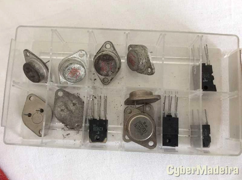 Transistores - Cyber Madeira
